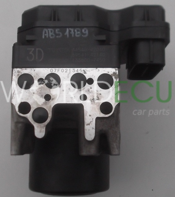 POMPE HYDRAULIQUE ET CALCULATEUR ABS TOYOTA RAV4 2.0 TD 44540-42040 ...